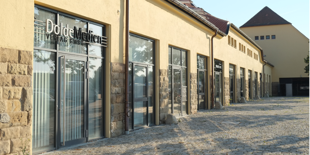 Dolde_Front - DoldeMedien Verlag